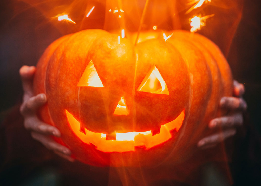 Happy Halloween 2021! - SkywingKnights